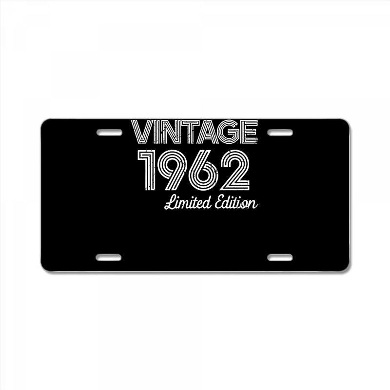 Born In 1962 60 Years Old Made In 1962 60th Birthday Pullover Hoodie ...